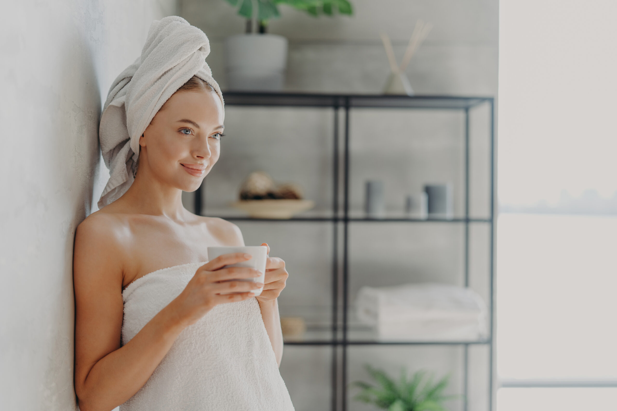 Banc: – De ce sunt blondele încurcate în baie?