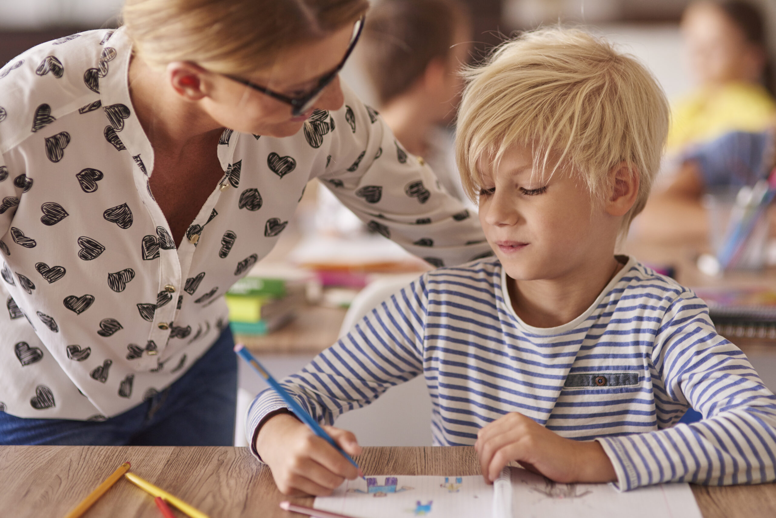 Banc: Învățătoarea:- Bulă, compunerea ta cu tema "Câinele meu" este ...
