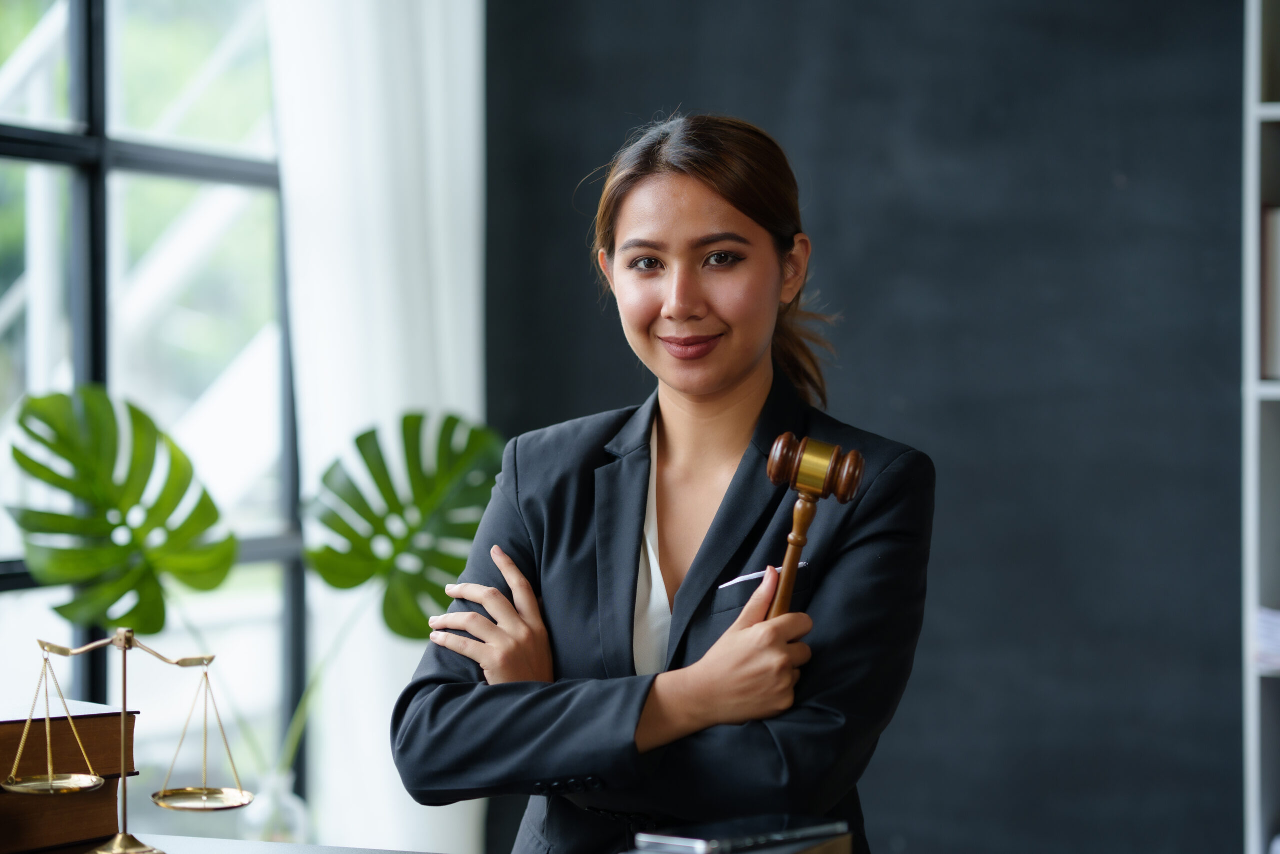 Banc: - Am un caz cu unul care face țuică clandestin…